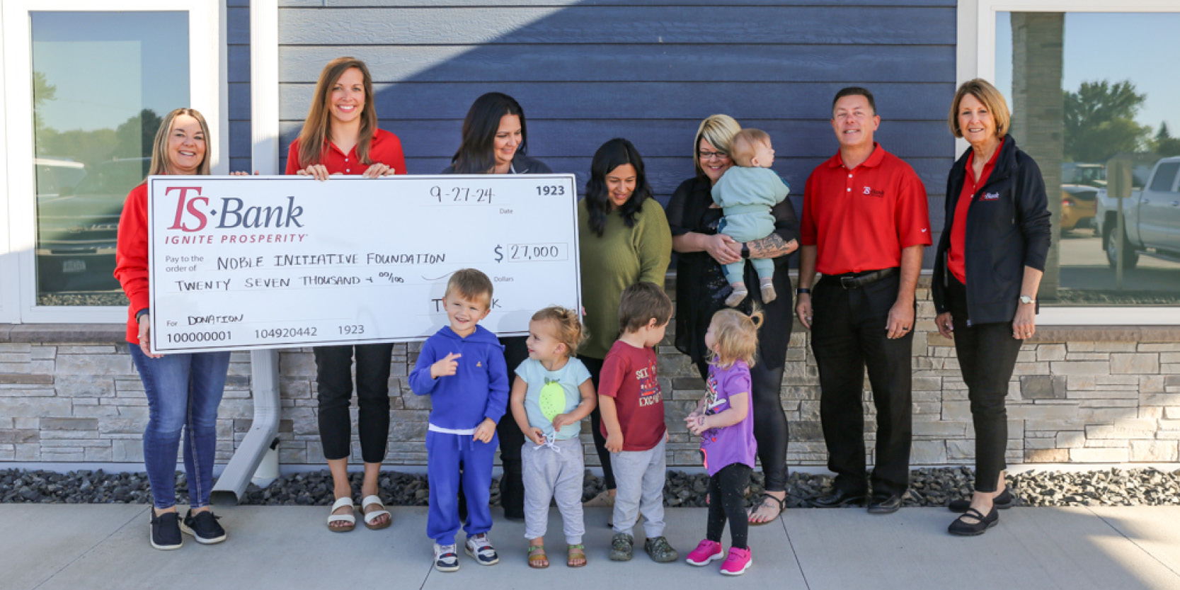 Local bank donates $27,000 to child center in Griswold